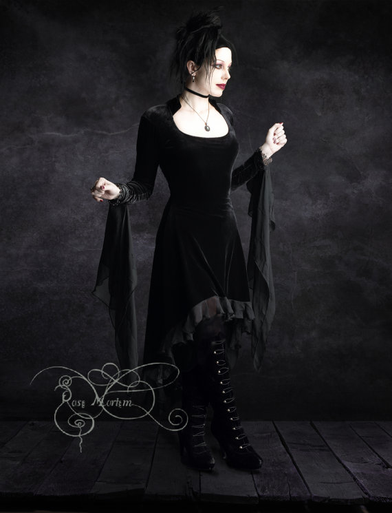 Black Gothic Dresses - I Want It Black